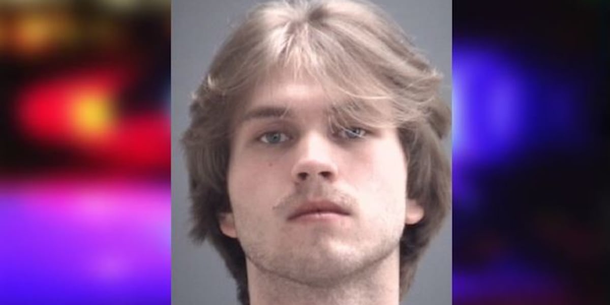 Teen driver charged with 3rd DUI after crash Teen driver charged with 3rd DUI after crash